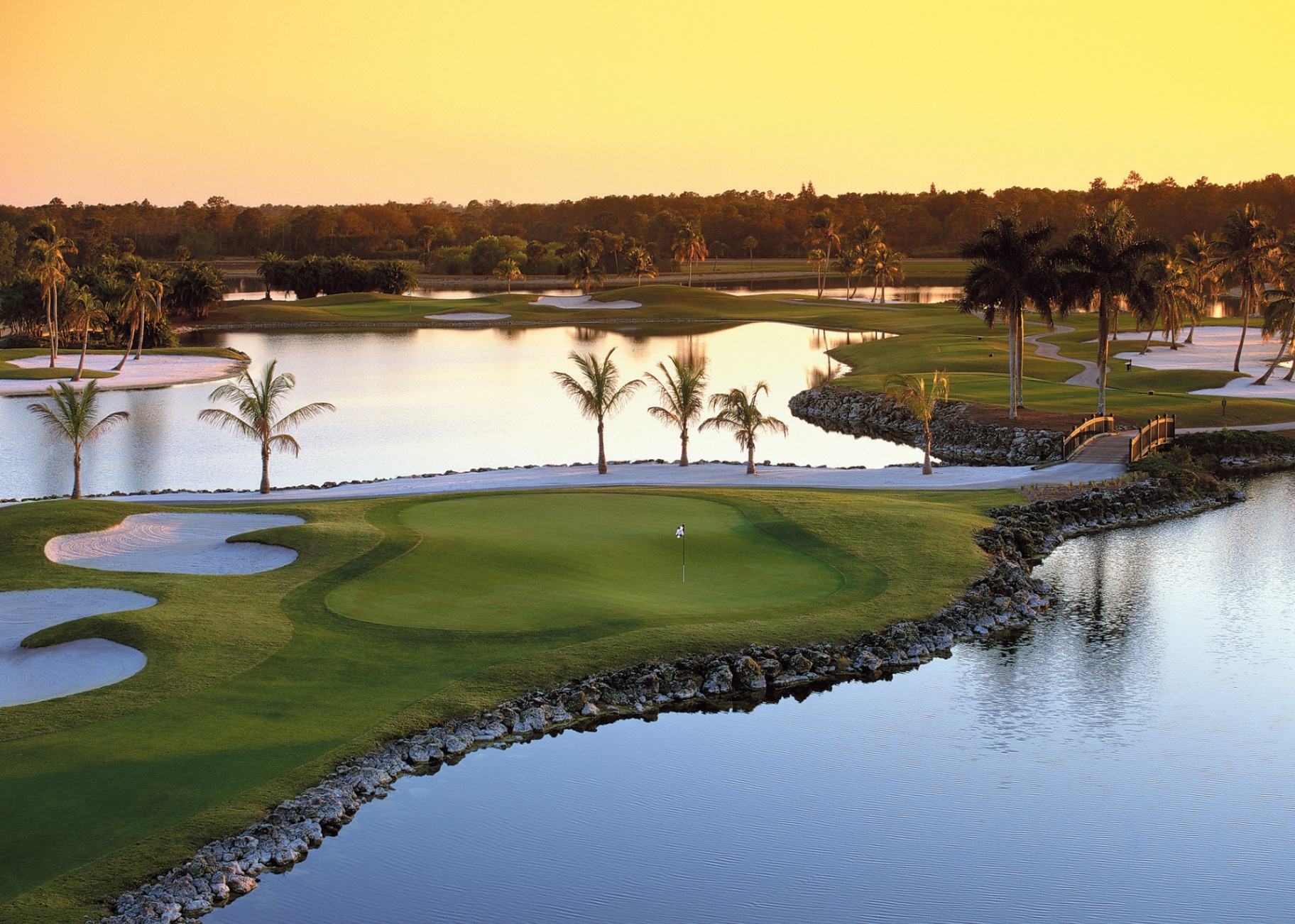 Mustang & Flamingo Golf Clubs | Public Golf at Lely Resort, Naples FL